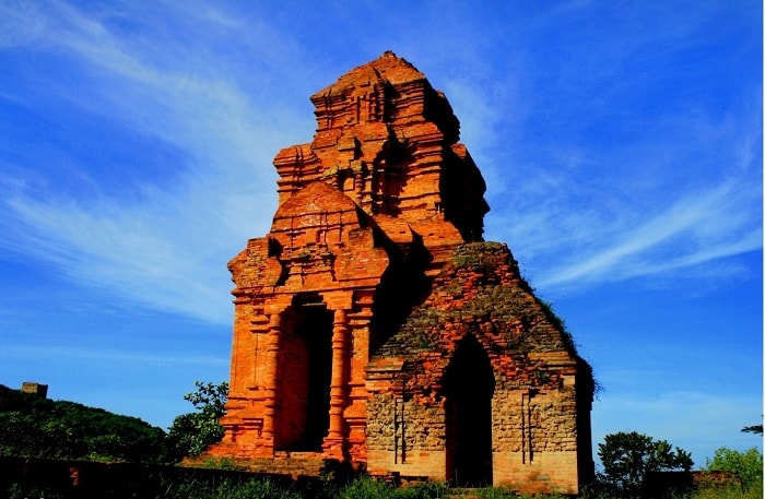 Nhóm đền tháp chăm Poshanu - Poshanu Resort